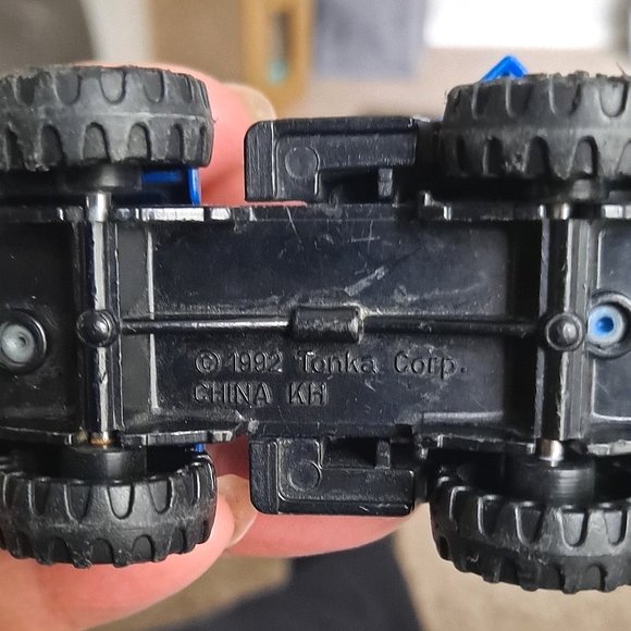 Tonka | Other | Vintage 992 Tonka Corp Miniature Blue Bucket Truck 35 ...